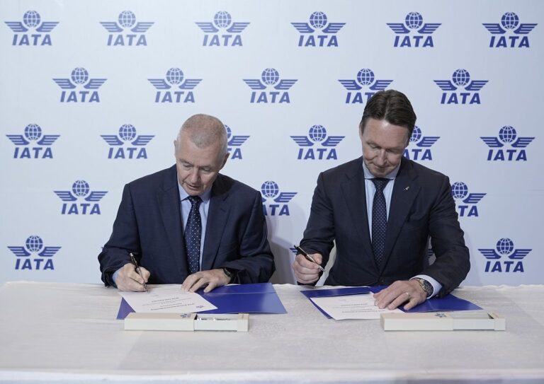 Atlas Air Worldwide Joins IATA CO2 Connect, Empowering Emissions Data ...
